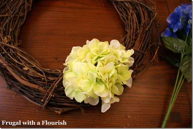Frugal with a Flourish: Hydrangea & Moss Wreath